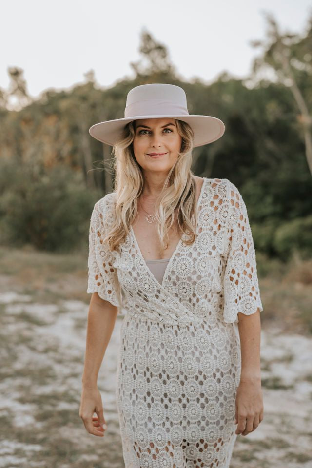 Romy w/ Ribbon (Pink Tint) – Gretel Lane